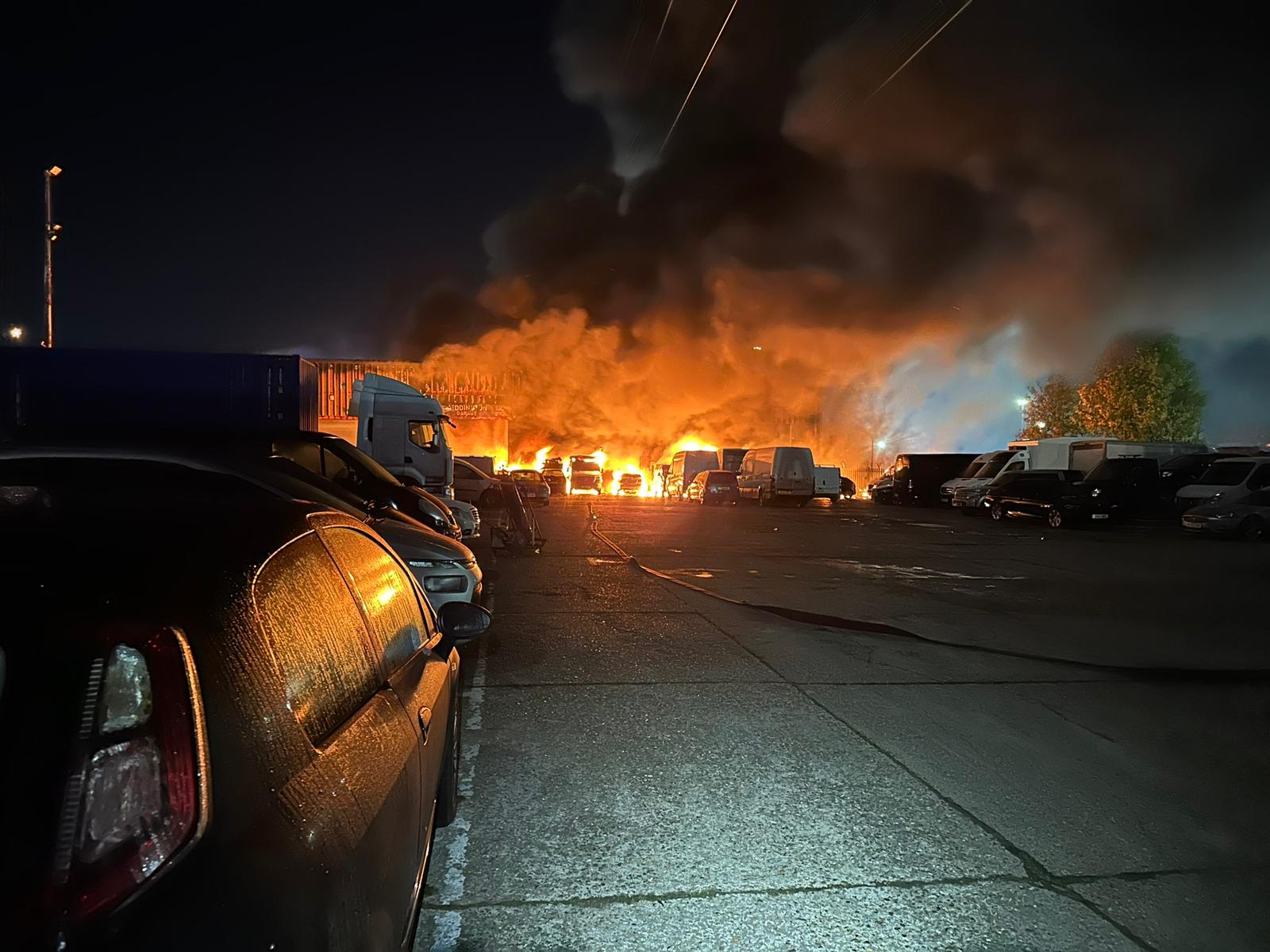 Crews deal with large industrial fire in Corby – Northamptonshire Fire ...