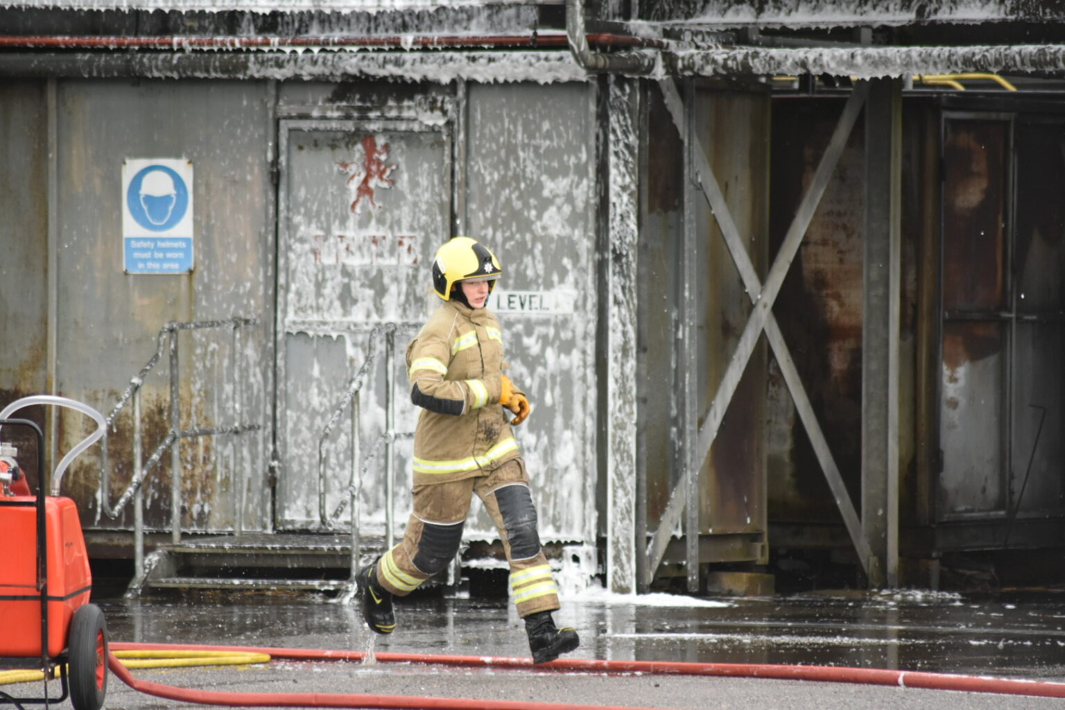 Recruitment opens for people to apply to become wholetime firefighters ...